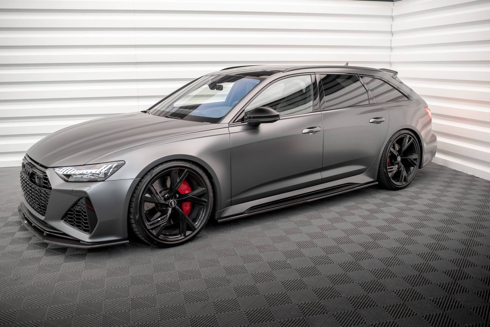 RS6 C8 CARBON FIBER [MY 2021-] – Maxton Design USA