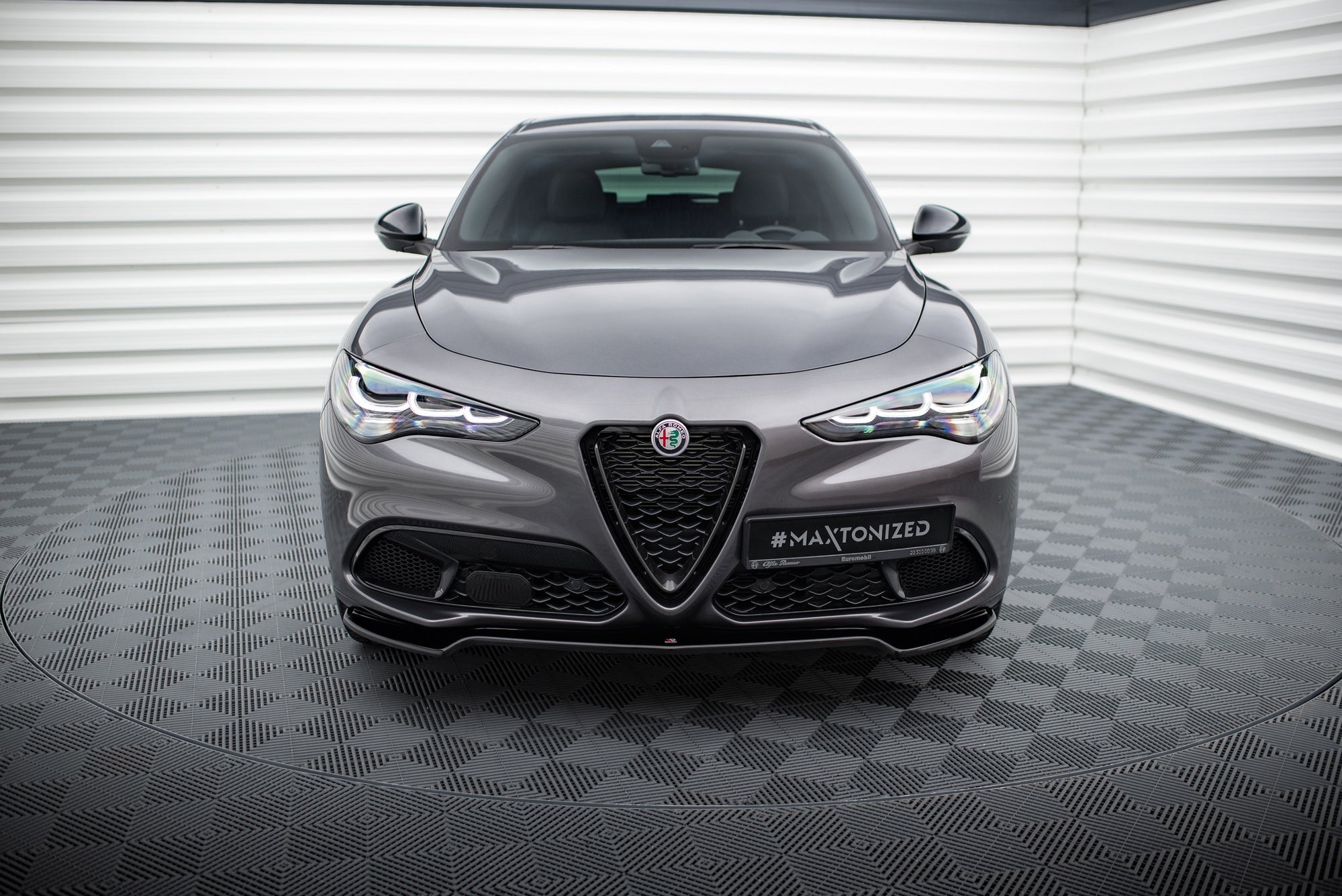STELVIO (Standard) [MY 2018 - ] – Maxton Design USA