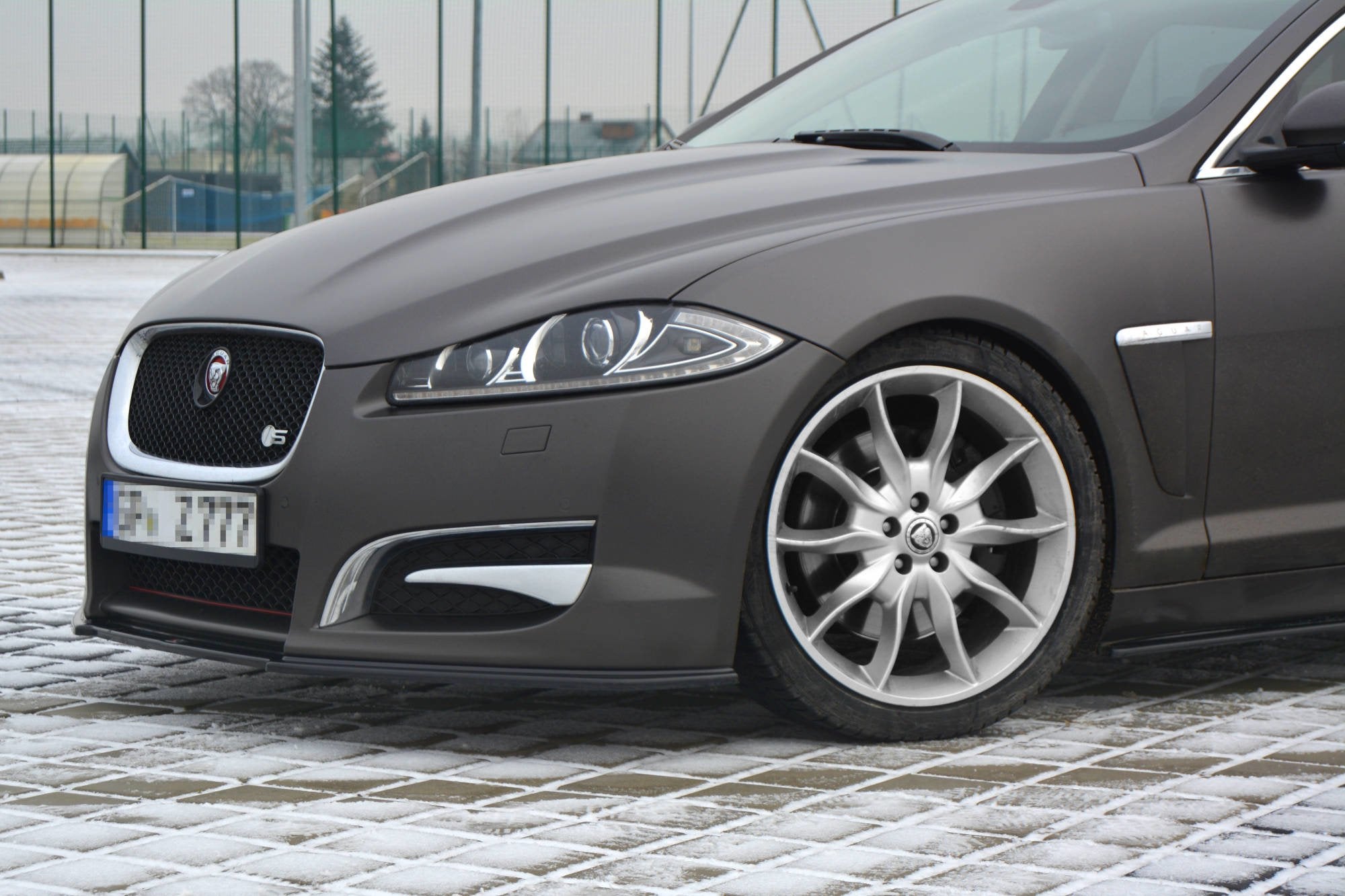 FRONT SPLITTER JAGUAR XF (X250) MK1 SPORTBRAKE S-PACK – Maxton Design USA
