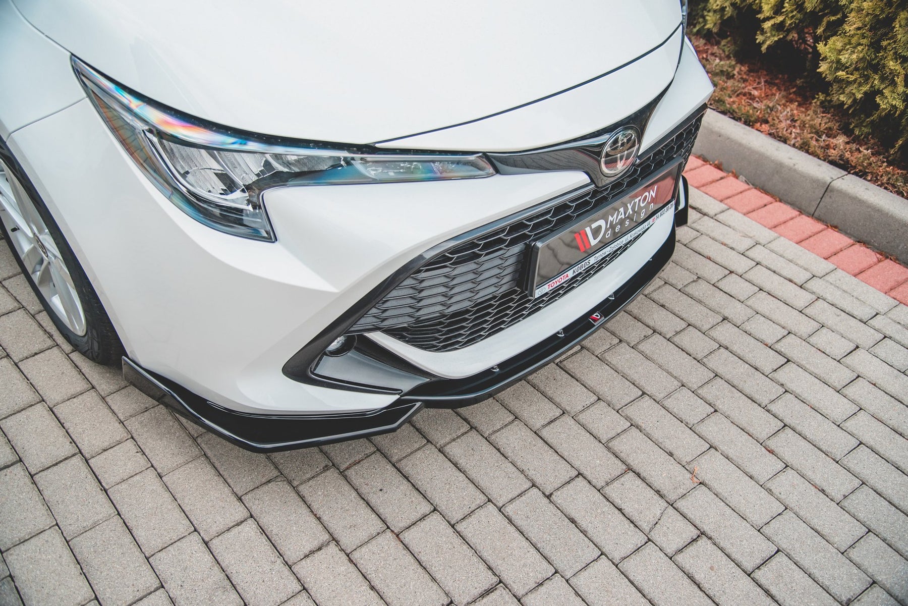 FRONT SPLITTER V.2 TOYOTA COROLLA HATCHBACK MK12 – Maxton Design USA