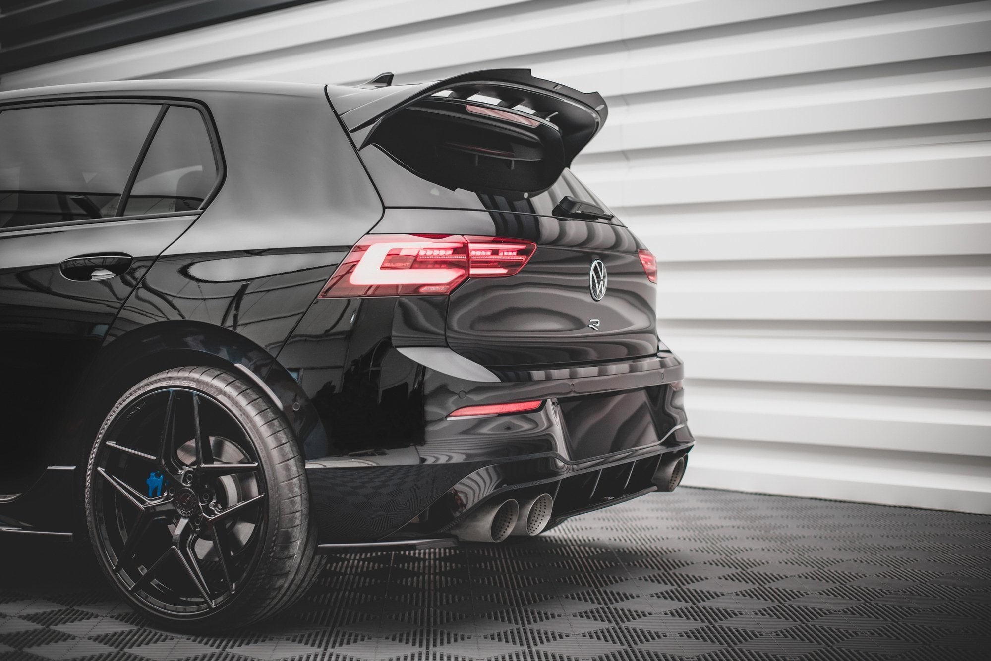 Golf gti clubsport spoiler store